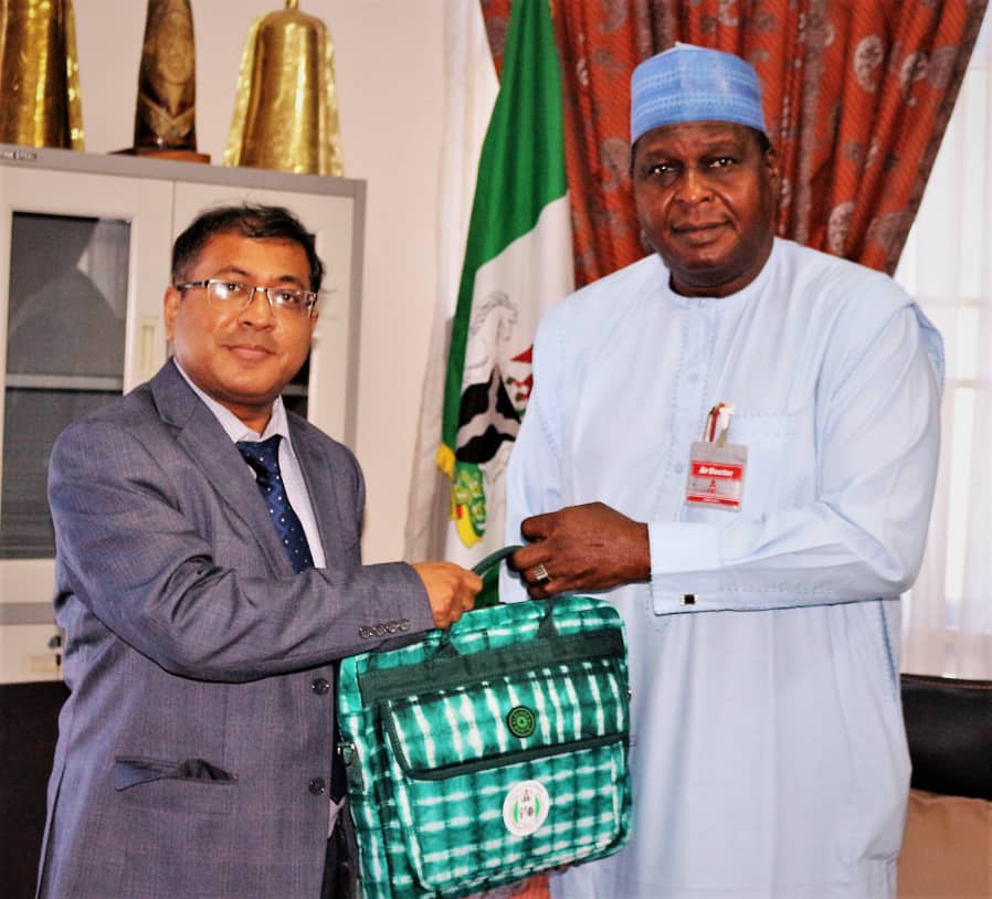 RUNSEWE CALLS FOR REINFORCEMENT OF MUTUAL CULTURAL RELATIONSHIP BETWEEN ...